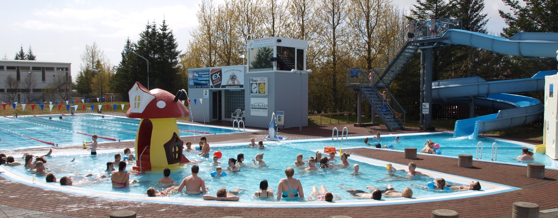 Sundlaugar | Upplifðu Suðurland